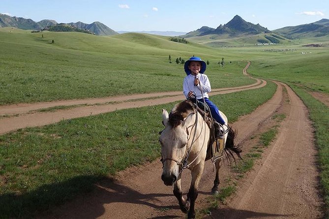Terelj National Park and Chinggis Khaan Statue Tour - Meeting Nomads and Enjoying Local Flavors