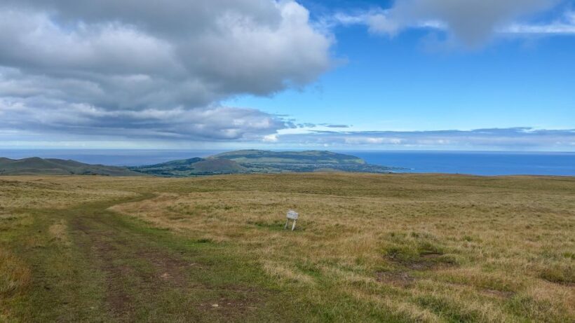 Terevaka Horse Excursion: The highest point and 360° view. - The Sum Up