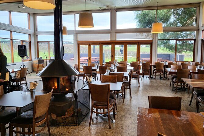 Texas BBQ Lunch at Bellarine Estate for 2 pax with Glass of Wine - What to Expect When You Book This Tour