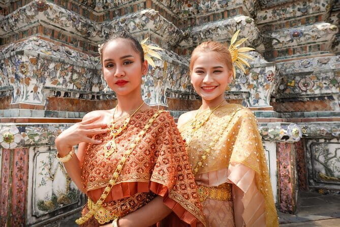 Thai Costume Photo Tour at Wat Arun Bangkok from Bangkok - Exploring the Tour Itself: What to Expect