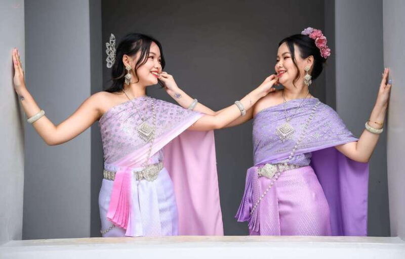 Thai Costume Photographer at Wat Arun/Pho in Bangkok - Concluding Thoughts