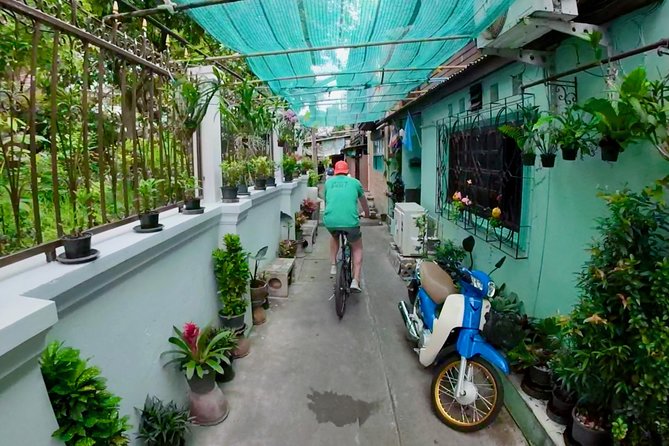 Thai Culture and Local Life 4- Hour Bangkok Bike Tour - FAQs