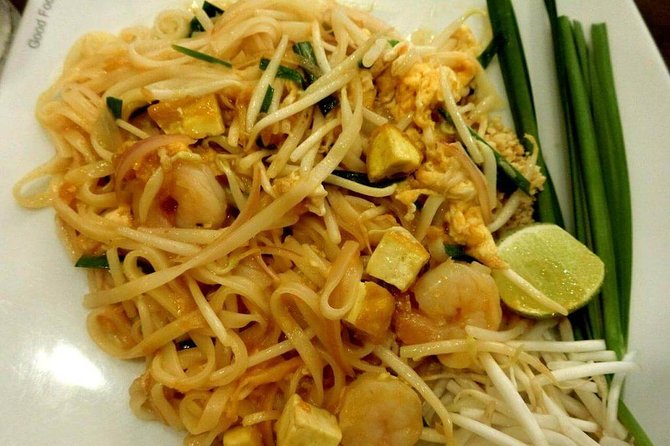 Thai Food experince cook & Eat 2 famouse Thai dishes - Authenticity and Feedback from Travelers