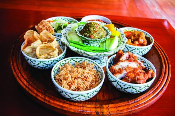Thai Northern Style Khantoke Dinner and Cultural Show Admission Ticket - FAQ