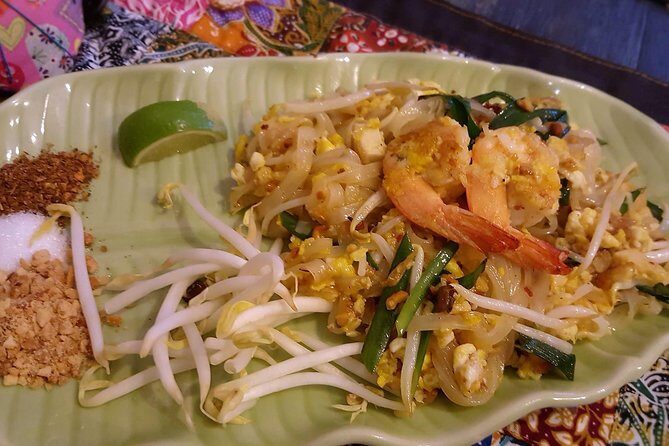 Thai Set Menus at The Printing House Poshtel Bangkok - Key Points