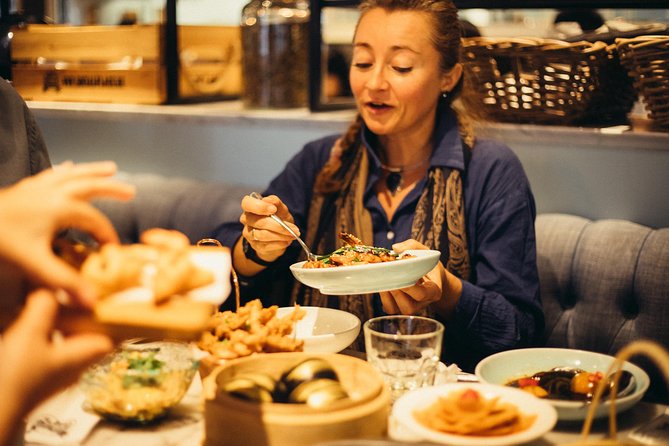 The 10 Tastings of Hong Kong With Locals: Private Street Food Tour - What Makes This Tour Stand Out