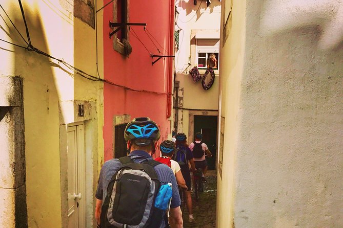 The 7 Hills Tour of Lisboa - Knowledgeable and Engaging Guides