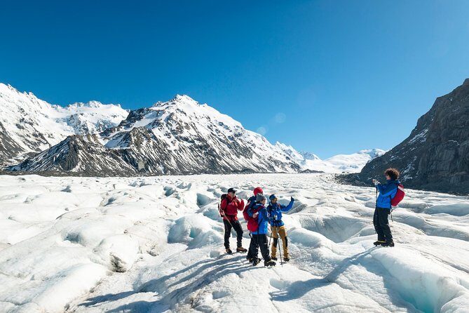 The Adventurer: Tasman Glacier Heli-hike - A Deep Dive into the Tasman Glacier Heli-hike Experience