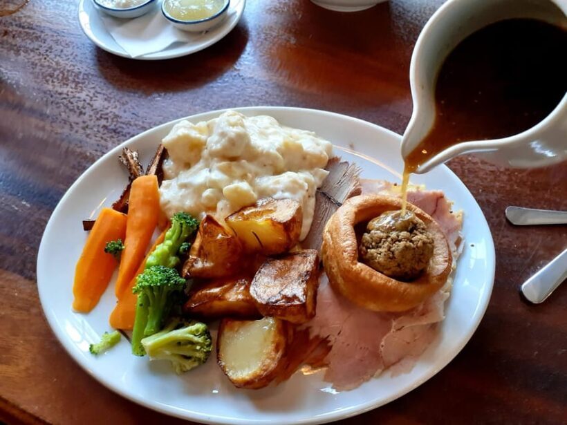The Alternative Shakespeare Tour + 3 Course Carvery - Who Will Love This Tour?