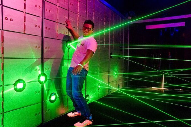 The Amazing Mirror Maze with Escape Room - Authentic Perspectives from Visitors