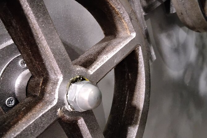 The Bank Heist - Epic Escape Game in Carvoeiro - Interacting With the Friendly Host