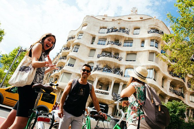 The Beauty of Barcelona by Bike: Private Tour - Parc De La Ciutadella
