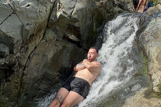 The Best El Yunque Adventure - Transport Included - Key Points