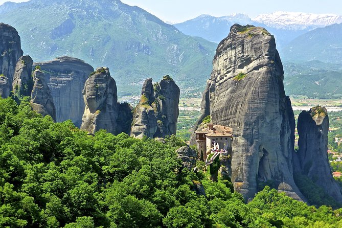 The Best of 12-Day Tour, Athens, Delphi-Meteora, Santorini, Crete - Frequently Asked Questions