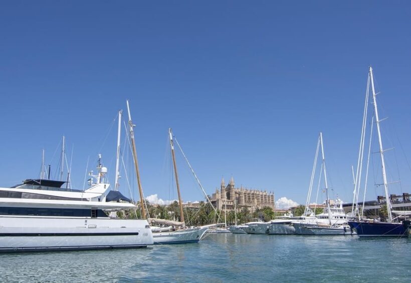 The Best of Palma: Boat trip, Walking tour and Cathedral - Inside Palma Cathedral (La Seu)
