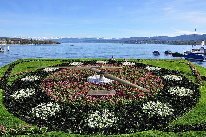 The Best of Zurich Including Panoramic Views in a Small Group Walking Tour - Key Landmarks to Explore