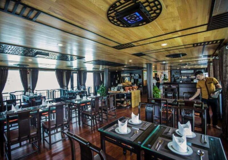 The Best Overnight Cruise Visit Lan Ha Bay, Viet Hai Village - What makes this tour a good value?