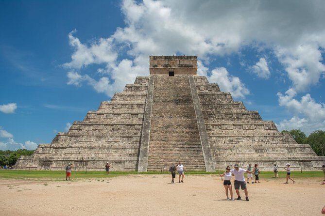 The best tour in Chichén Itzá, Valladolid and Cenote - FAQs