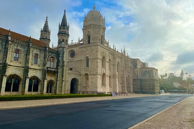 The Best Walking Tour in Belem With Jeronimos Ticket Included - Key Points