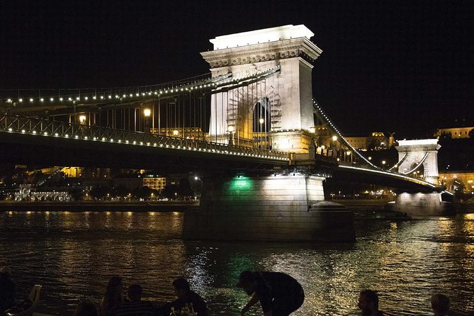 The Bright Lights of Budapest - Private Walking Tour with Boat Cruise & Drink - Key Points