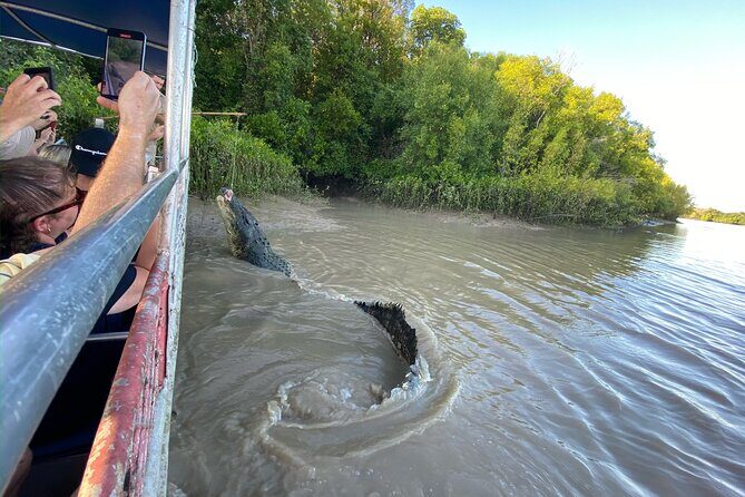 The Croc Bus to the Famous Jumping Crocodile Cruise - FAQ