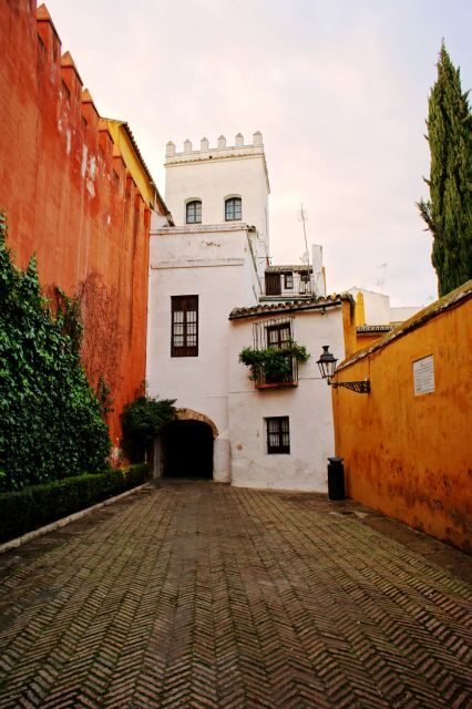 The Cultures of Seville Walking Tour - An Introduction to the Experience