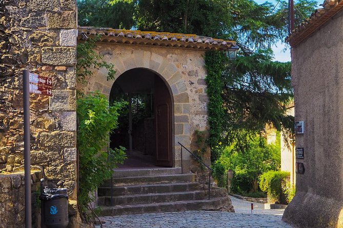 The Dalí Triangle & Cadaqués Day Trip From Girona - The Dalí House-Museum