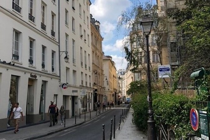 The Darkest Secrets of Paris - Parisian History Through a Unique Lens