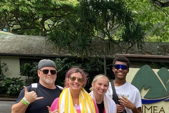 "The Dole Plantation" & "North Shore" Private Limousine VIP Tour! - FAQ