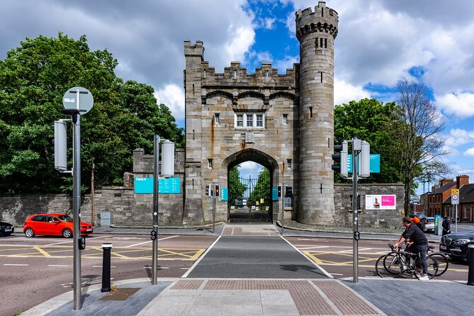 The Dublin Incident: Alien, Whiskey & Clues Exploration Game - What Travelers Say