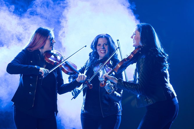 The Dutton Show at the Dutton Family Theater - The Sum Up