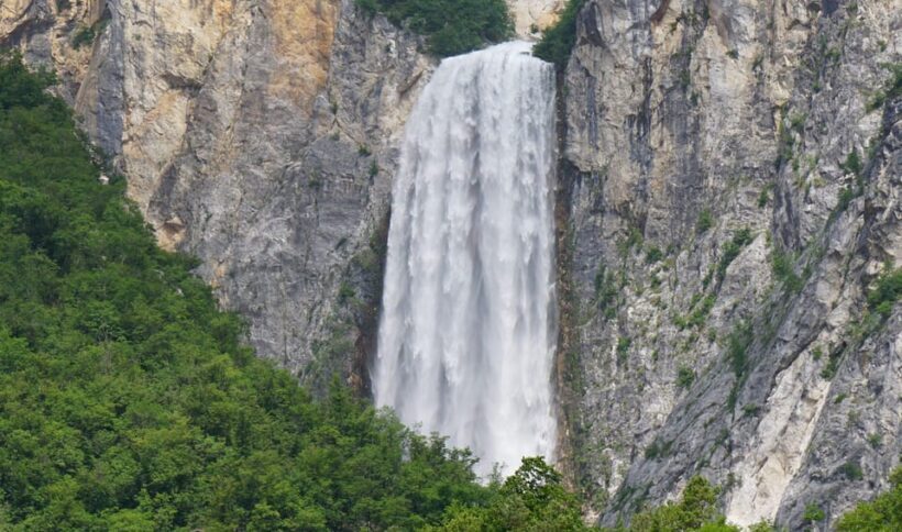 The Emerald Soa valley - The Sum Up: An Authentic Slovenian Experience