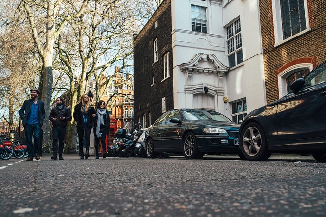 The Enchanted Mirror by HiddenCity - Interactive Storytelling Experience