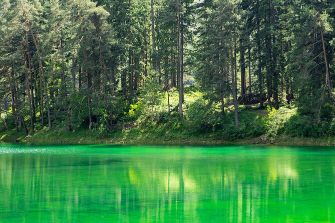 The Enchanting Green Lake: Private Tour in the Austrian Alps - Authenticity and Authentic Experiences