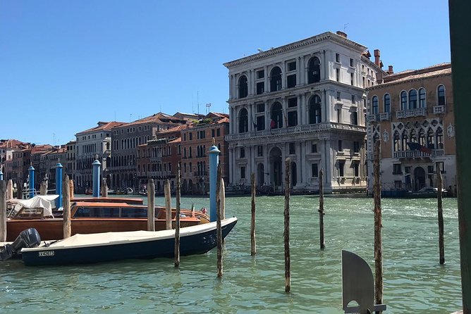 The Essence of Venice in a Stress Free Small Group Walking Tour With a Top Guide - Tour Inclusions and Additional Information