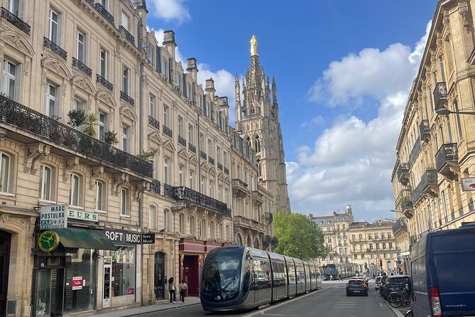 The Essential in Bordeaux, Private Tour With a Local - Meeting and End Points