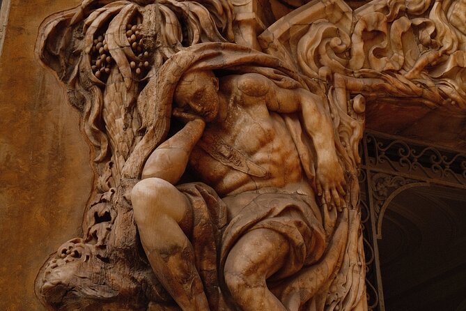 The Essentials of Valencia in a Guided Tour - Pricing and Cancellation Policy