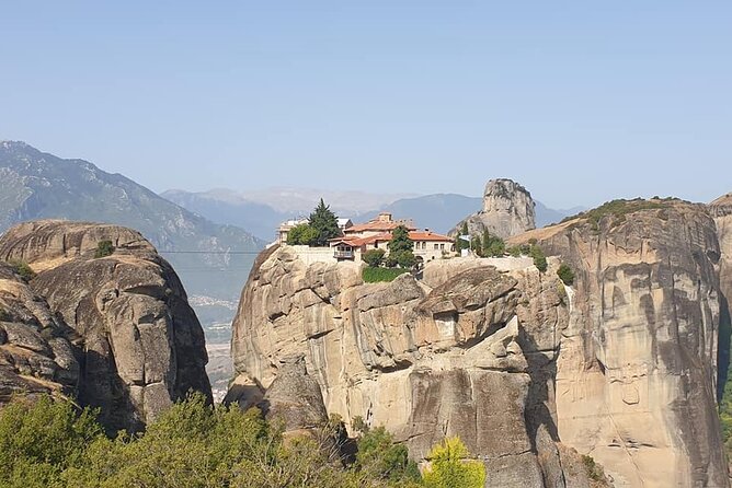 The Extraordinary Suspended Rocks, Meteora in a day tour - Reviews and Authentic Perspectives