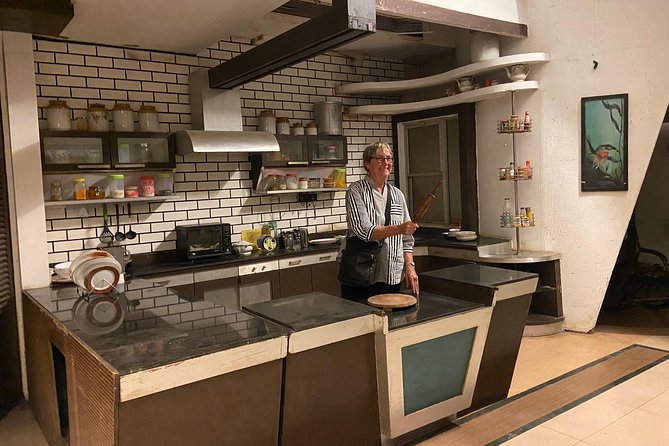 The Famous Bollywood Tour of Mumbai - Detailed Tour Breakdown