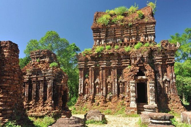 The Famous My Son Sanctuary: Private Car round trip - Value and Practicality