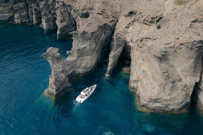 The Fastest Private Motor Yacht in Santorini - All Inclusive Tour - Frequently Asked Questions