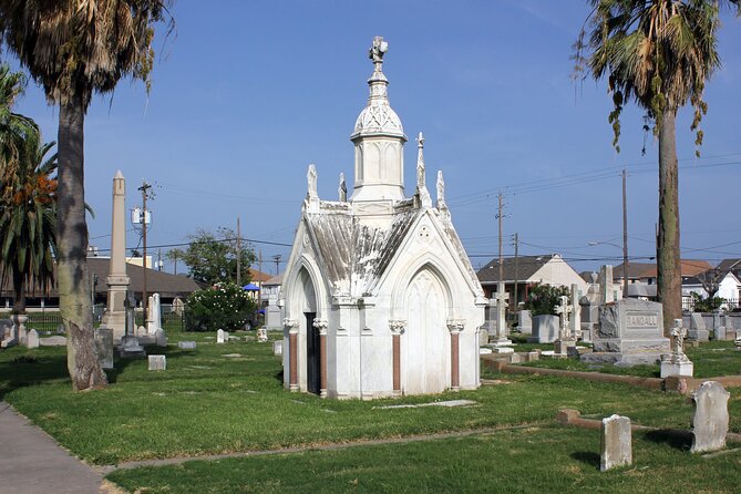 The Galveston Cemetery Tour - Walk With The Dead! - The Itinerary Breakdown