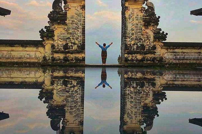 The Gates of Heaven Lempuyang Tours All Inclusive - Cultural Stop at Celuk Village