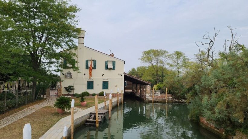 The gems of the lagoon. Torcello Burano Murano - The Sum Up
