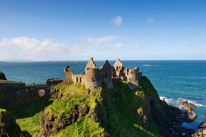 The Giants Causeway, Dunluce Castle and Belfast - Spanish Guide - Tour Logistics and What to Expect