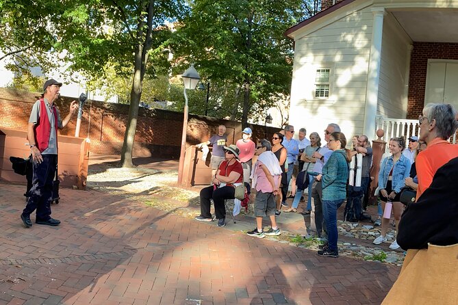The Great Comedy Magic Walk - Exploring Philadelphias Old City
