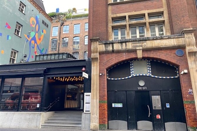 The Great Rock and Roll Walking Tour of London - Accessibility and Meeting Details