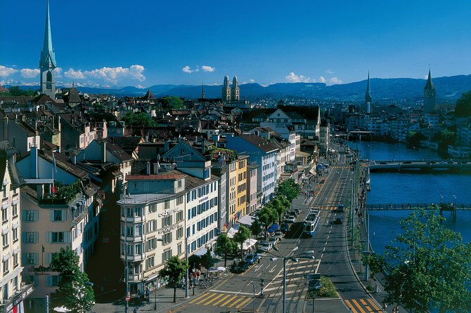 The Great Tour of Zurich by Bus and Boat - Inclusions and Accessibility