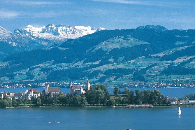 The Great Tour of Zurich by Bus and Boat - Cruising on Lake Zurich