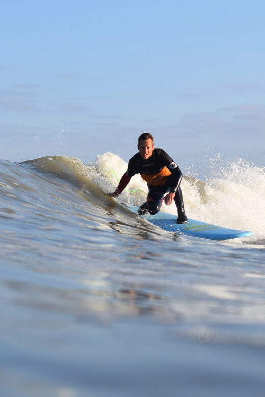 The Hague: Beginner's Surf Lesson - An Introduction to Surfing in Scheveningen